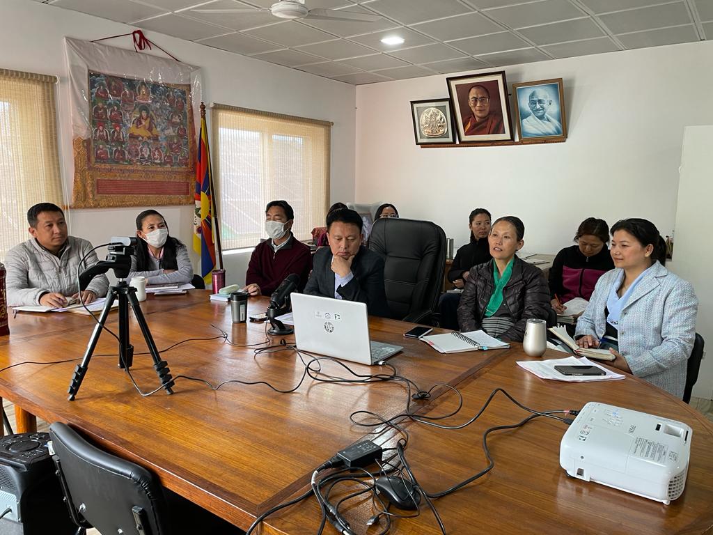 Health Department Holds an Internal Administrative Meeting along with ...